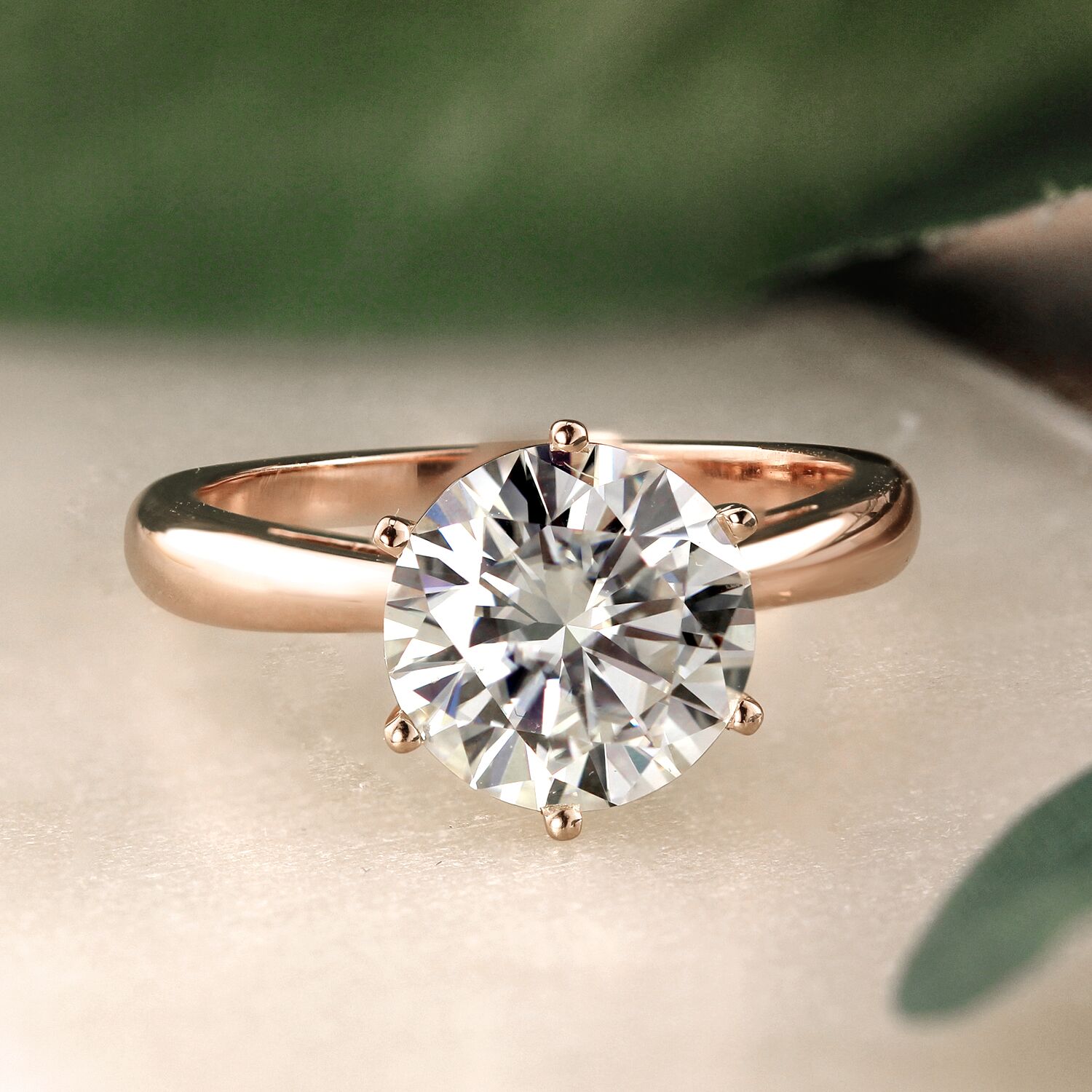 Simple Solitaire Settings - The Timeless Gift Idea - DiamondStuds News