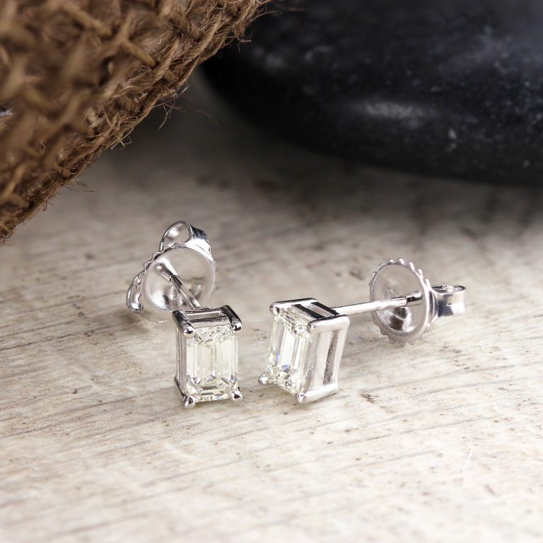 7 Sparkling Push Presents - Lasting Gift Ideas - DiamondStuds News