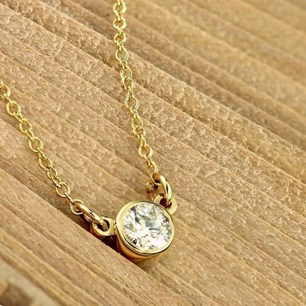 7 Sparkling Push Presents - Lasting Gift Ideas - DiamondStuds News