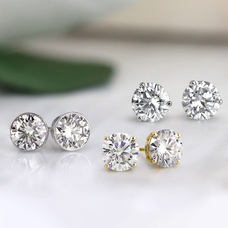 Diamond Studs at DiamondStuds.com -DiamondStuds News